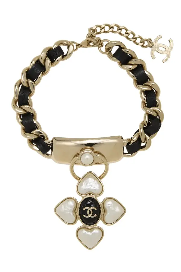 Chanel Faux Pearl And Enamel Cc Choker - Black