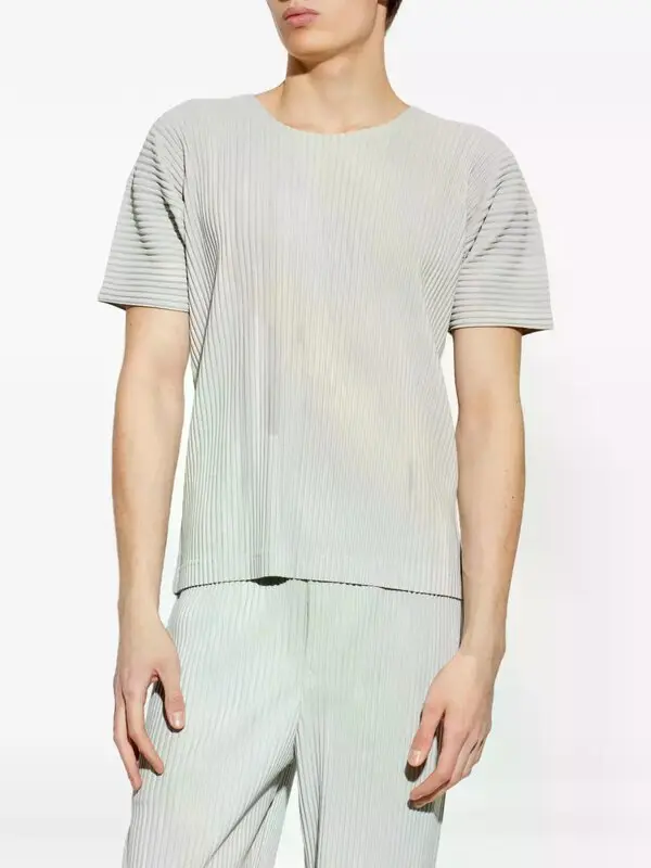Issey Miyake Pleated T-shirt - Grey