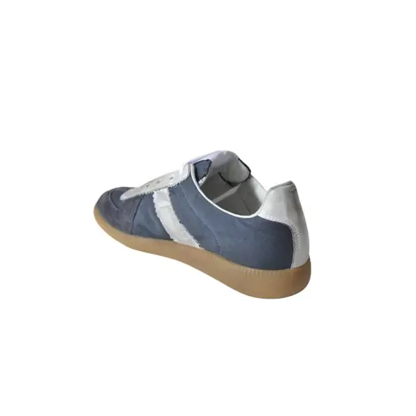 MAISON MARGIELA Tabi Sneakers