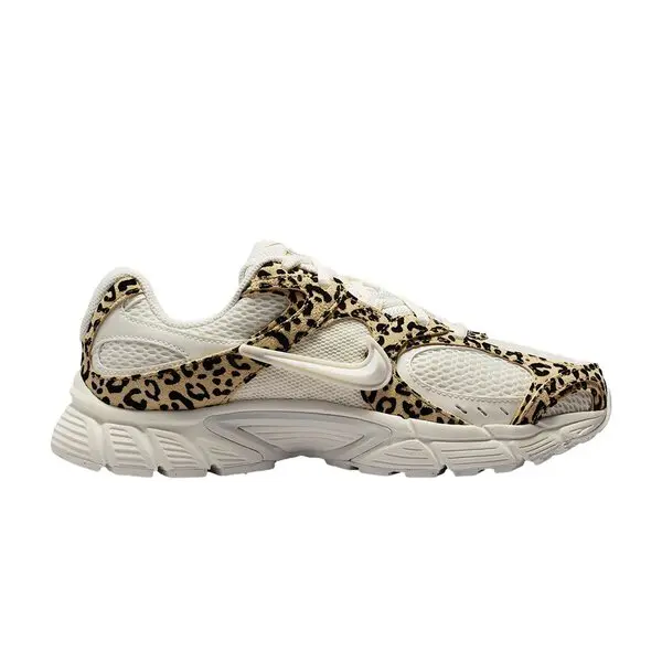 Nike Wmns V5 Rnr Sail Hemp Sneakers - Brown