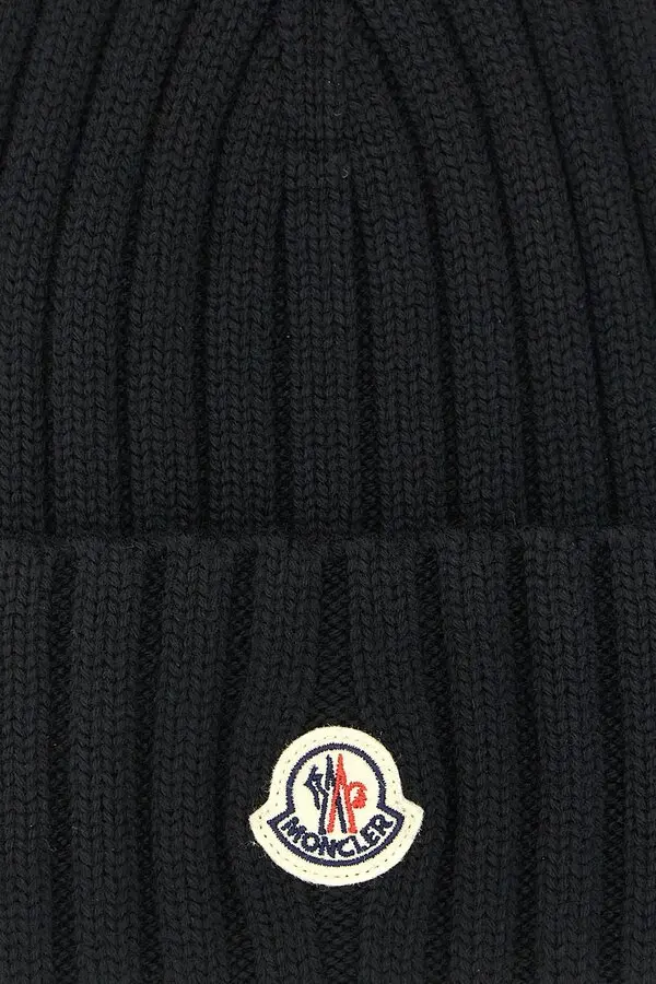 Moncler Logo Patch Ribbed Beanie - Black