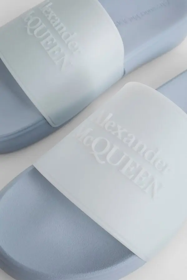 Alexander McQueen Logo Embossed Flat Slides - Blue