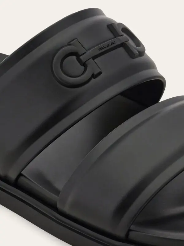 FERRAGAMO Gancini Ornament Slide - Black