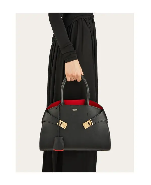FERRAGAMO Hug Logo Printed Tote Bag - Black/flame Red
