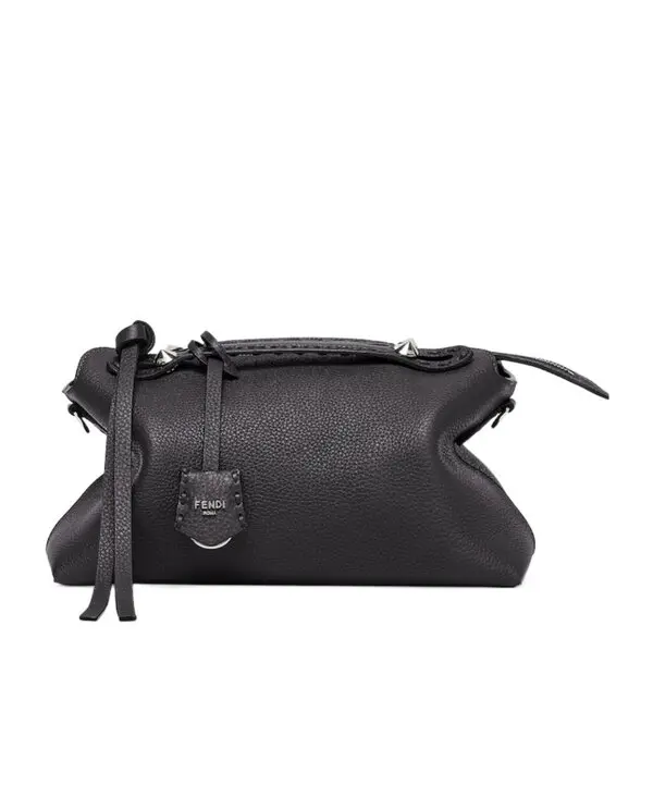Fendi Selleria Medium Shoulder Bag - Black