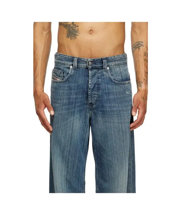 DIESEL® 2001 D-macro Relaxed Fit Jeans - Dark Blue