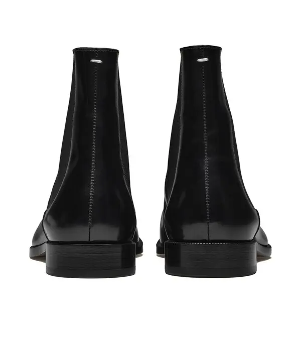 MAISON MARGIELA Tabi Chelsea Boots