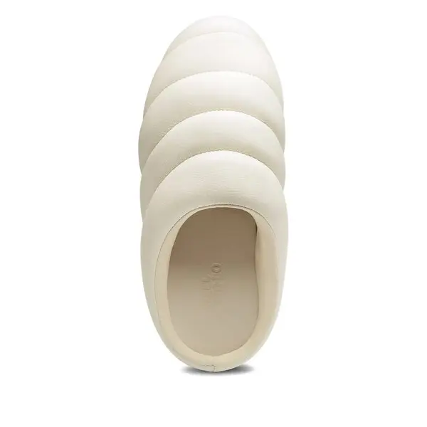 Axel Arigato Quilted Round Toe Slip-on Slippers - White