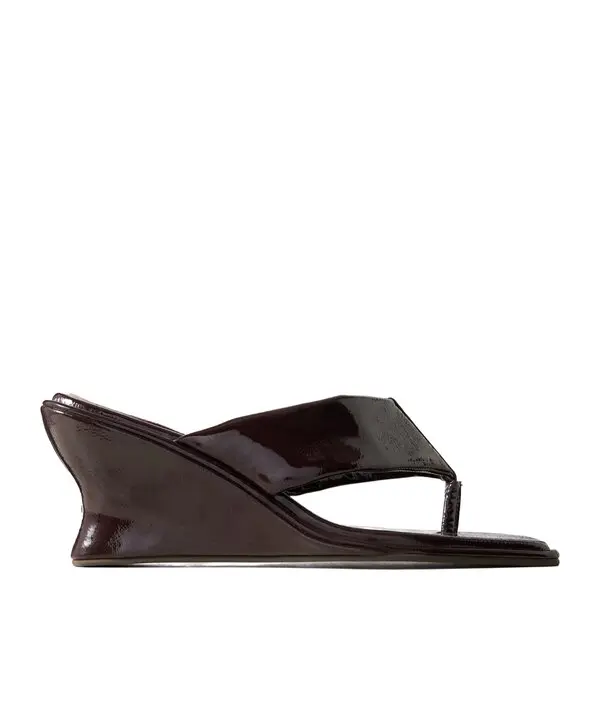 ST. AGNI Patent Leather Wedge Sandals - Wine Red