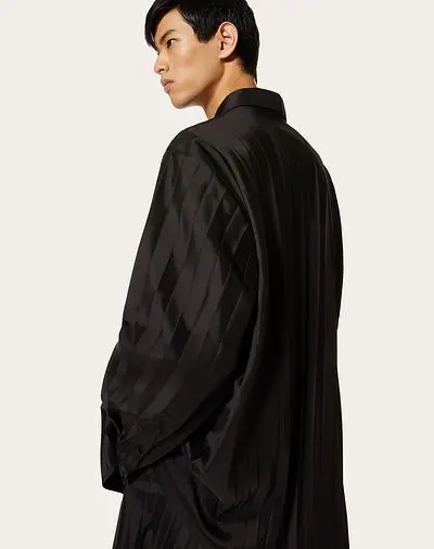 Valentino Garavani Pleated Concealed Fastened Shirt