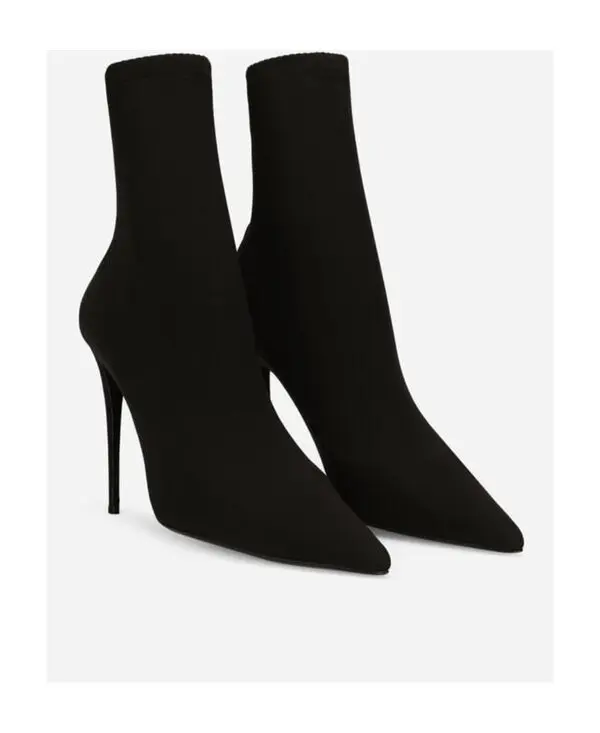 Dolce & Gabbana Logo Plaque Pointed-toe Ankle Boots - Black