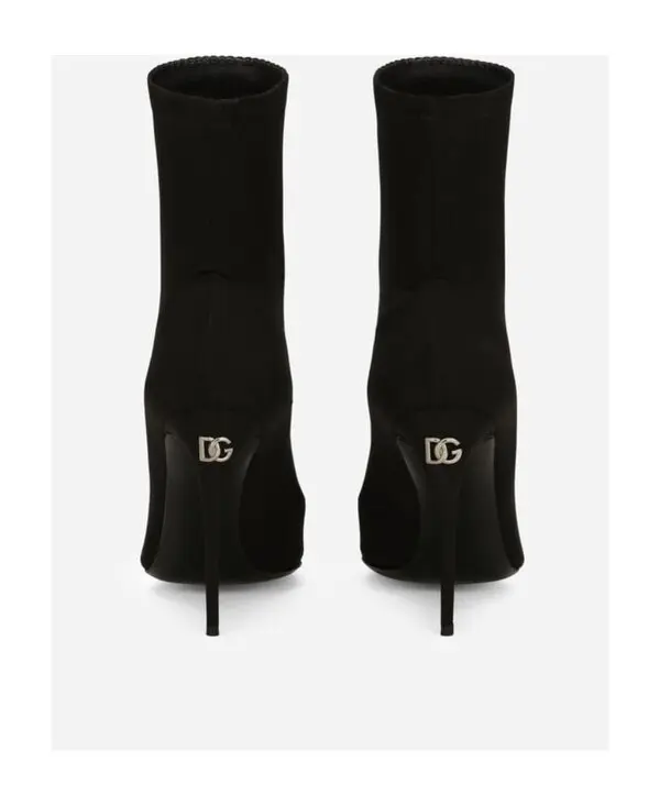 Dolce & Gabbana Logo Plaque Pointed-toe Ankle Boots - Black