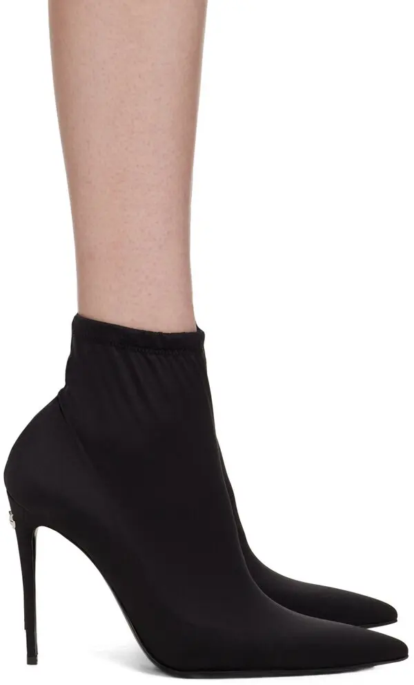 Dolce & Gabbana Logo Plaque Pointed-toe Ankle Boots - Black