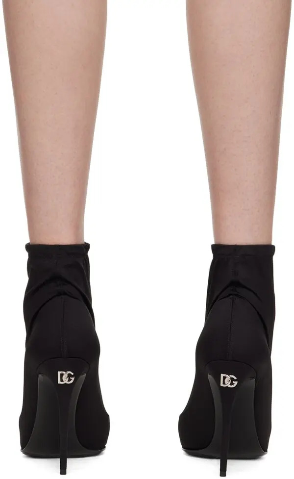 Dolce & Gabbana Logo Plaque Pointed-toe Ankle Boots - Black