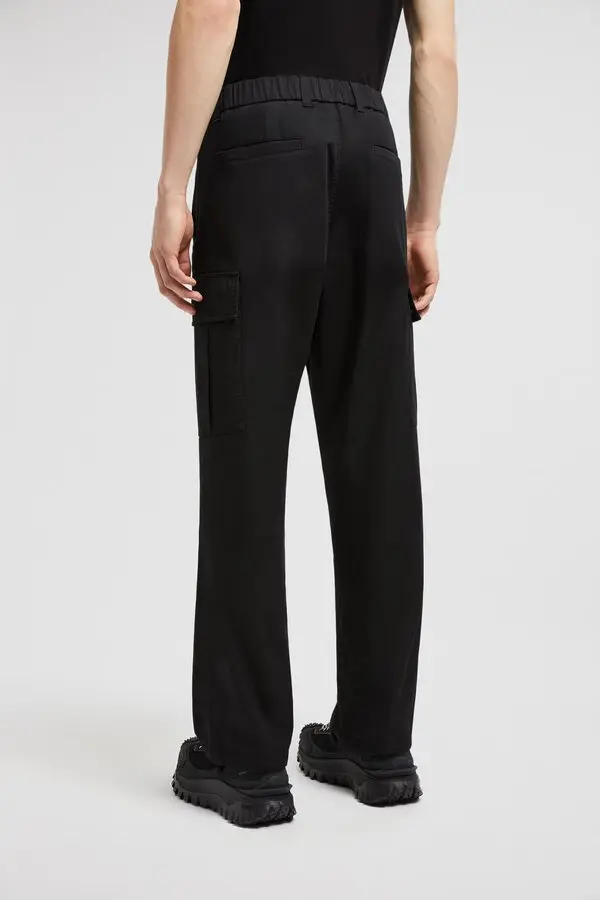 Moncler Logo Patch Cargo Pants - Black