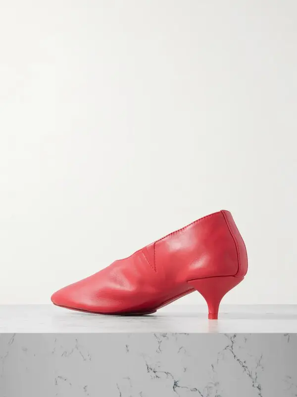 ST. AGNI Leather High Heels With Square Toe And Kitten Heel - Red