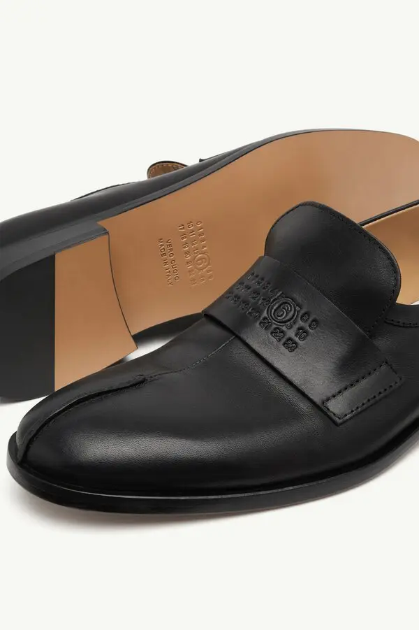 MAISON MARGIELA Classic Stitch Leather Loafers - Black