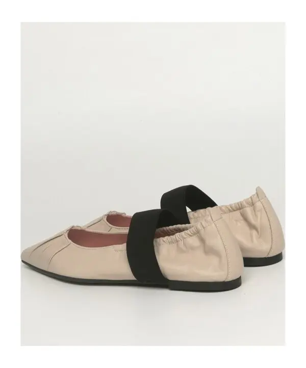 Pretty Ballerinas Pleated Pointed Flats With Contrasting Elastic Strap