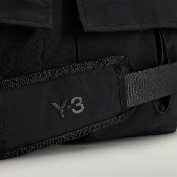 Y3 Utility Multi-pocket Messenger Bag
