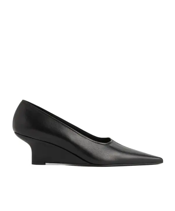 TOTEME 55mm Pointed-toe Leather Pumps - Black