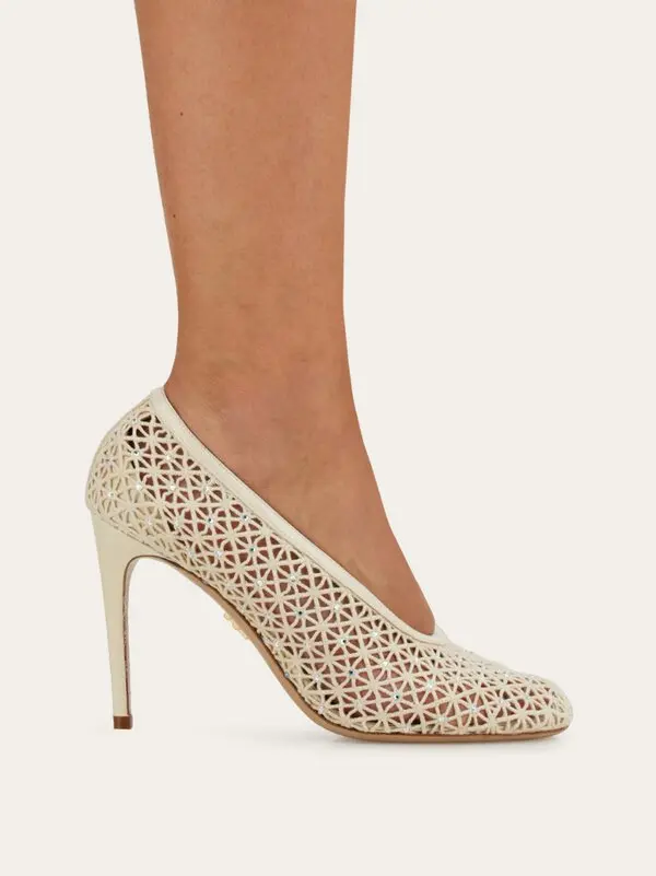 FERRAGAMO Sol 95 Woven Stiletto Pumps - Mascarpone