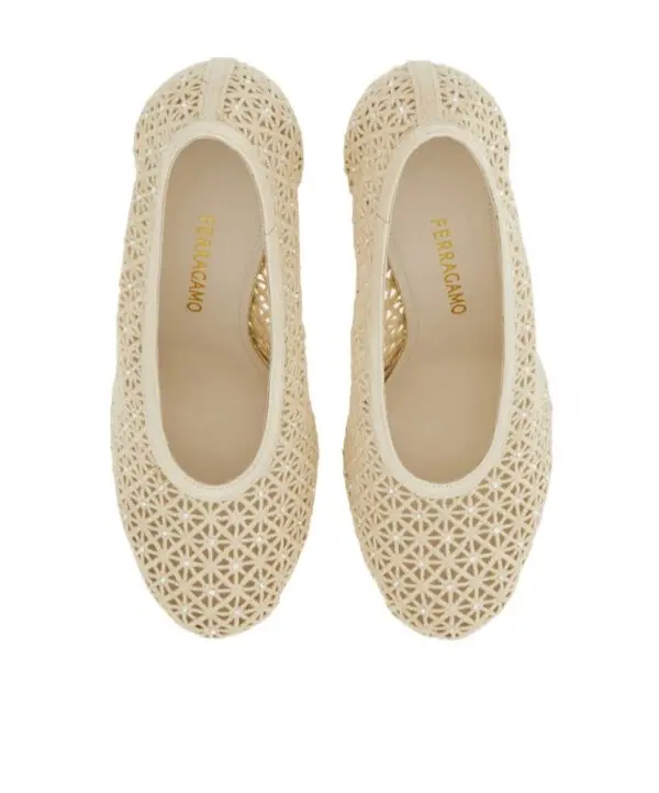 FERRAGAMO Sol 95 Woven Stiletto Pumps - Mascarpone