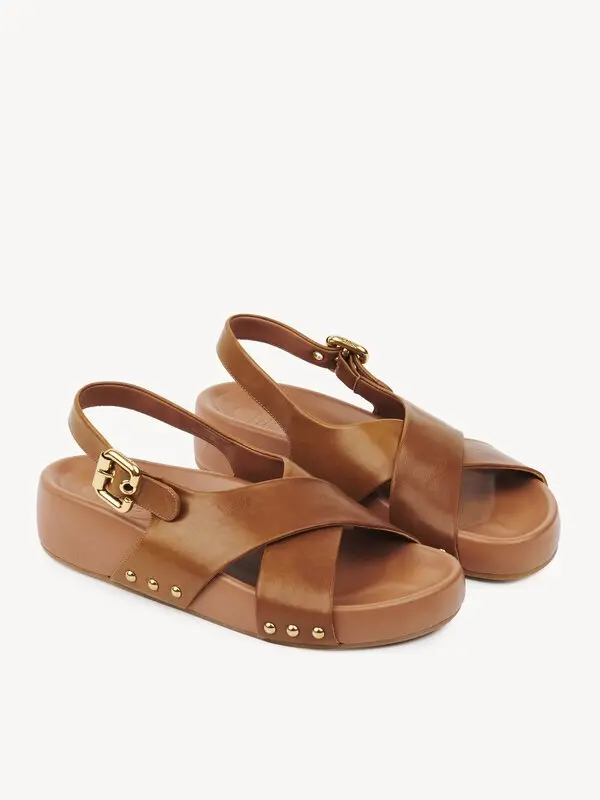 Chloé Mae Buckle Detailed Flat Sandals