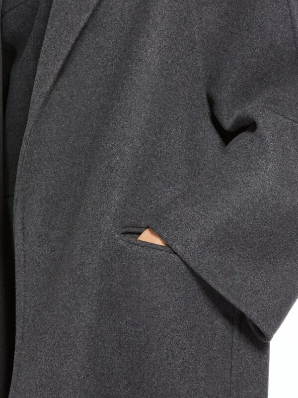 Max Mara Long Sleeve Lapel Coat