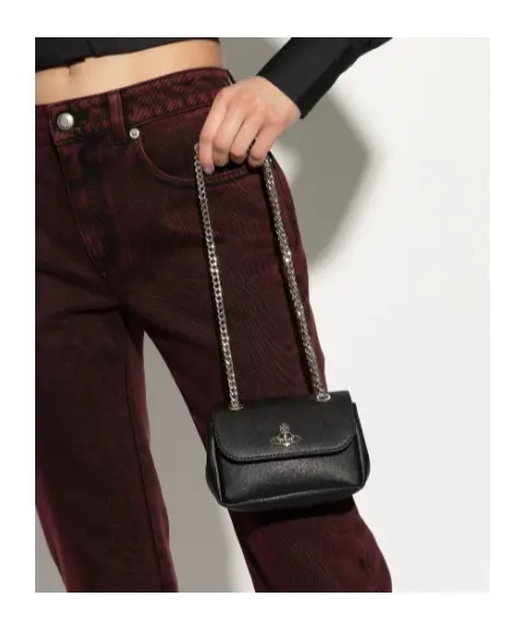 VIVIENNE WESTWOOD Logo Plaque Wallet