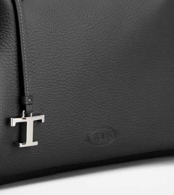 TOD'S Structured Tote Bag With 't Timeless' Pendant