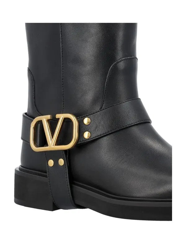 Valentino Garavani Vlogo Plaque Square Toe Boots