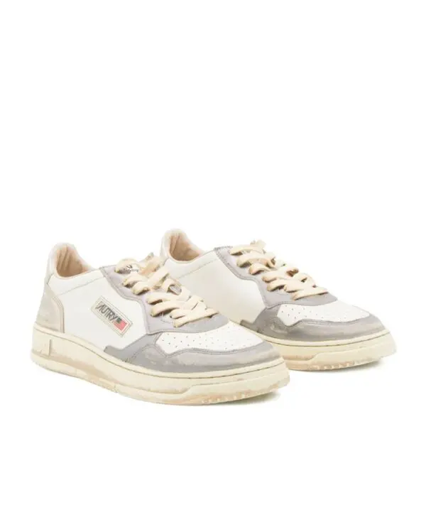 AUTRY Medalist Lace-up Leather Sneakers - Nude