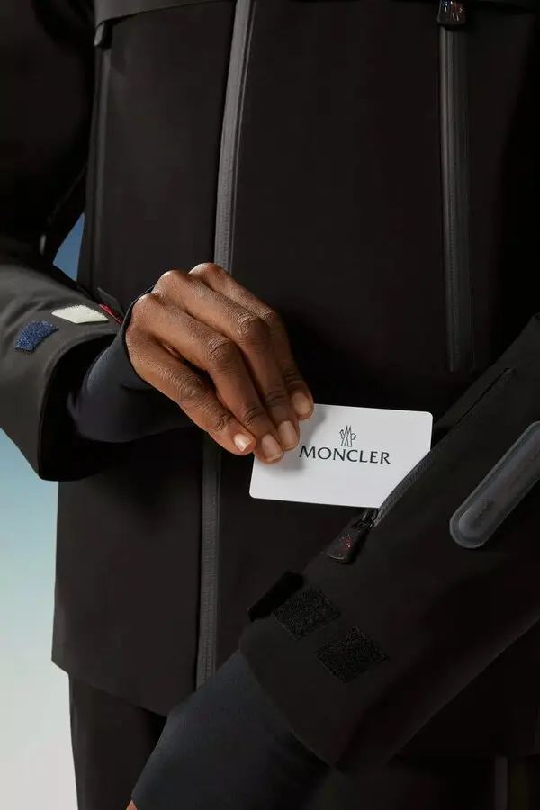 Moncler Chanavey Ski Jacket With Adjustable Hood And Zipper Details