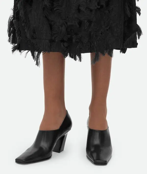 Bottega Veneta Lewis Pumps