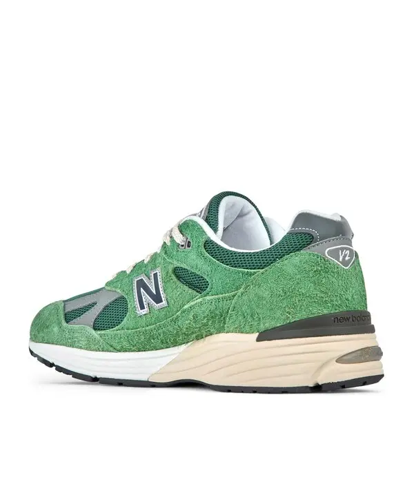 NEW BALANCE 991v2 Lace-up Sneakers - Green