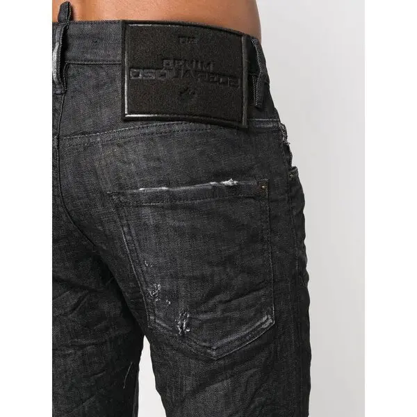 Dsquared2 Distressed Skinny Jeans With Logo Patch - Black
