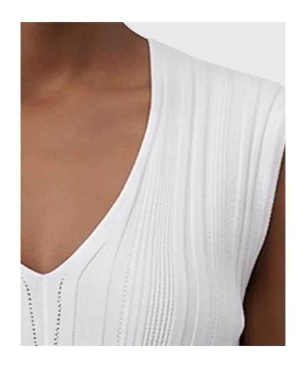 Closed Ribbed-knit V-neck Sleeveless Sweater - Ivory