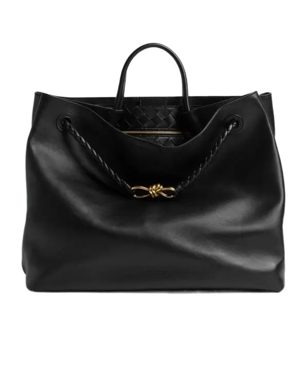 Bottega Veneta Large Andiamo - Black