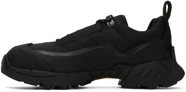 ROA Quilted Round-toe Low-top Sneakers