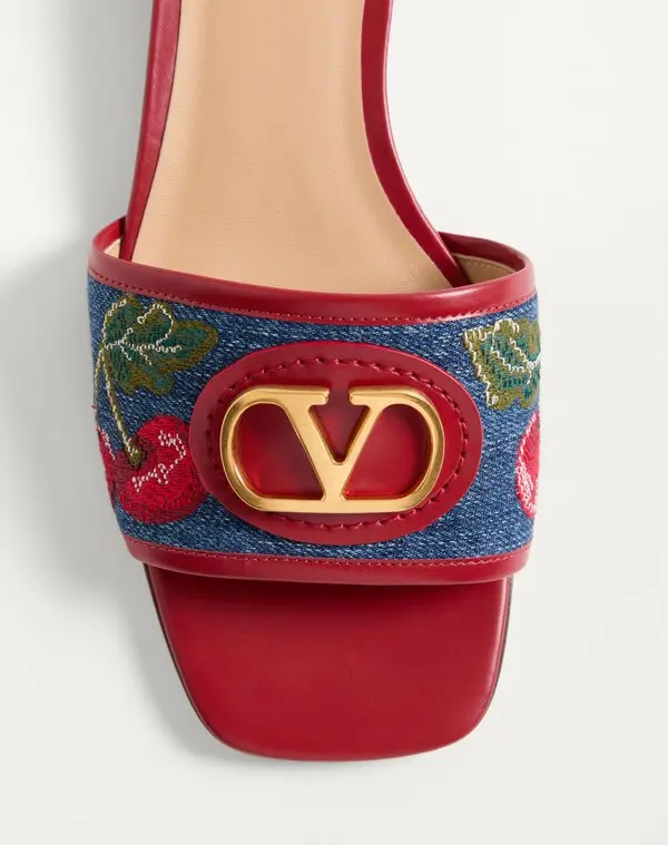 Valentino Garavani Cherry Embroidery Vlogo Detailed Sandals