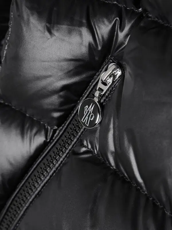 Moncler Gles Long-sleeved Down Jacket With Hood - Black