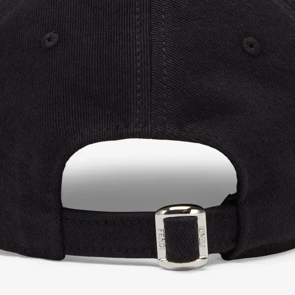 Fendi Logo Embroidered Baseball Cap