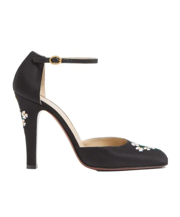 Valentino Garavani Dolly Floral Embroidered Pumps - Black