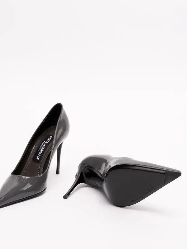 Dolce & Gabbana Pointed Toe High Heel Pumps With Logo Detail - Black