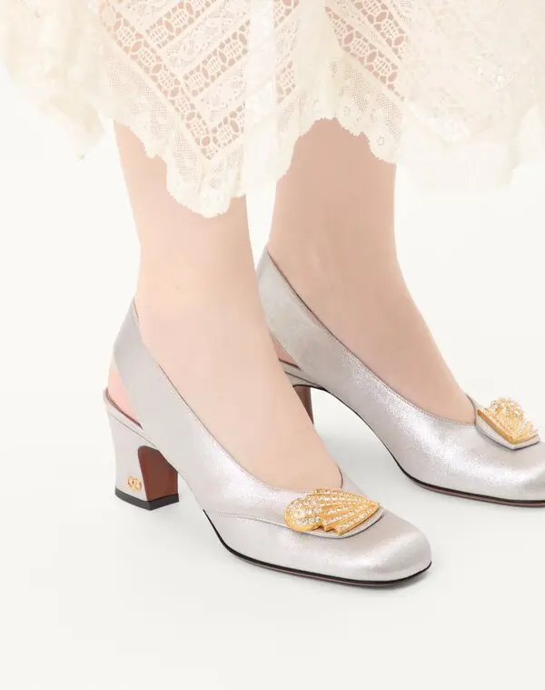 Valentino Garavani Adamantine Vlogo Signature Embellished Pumps - White