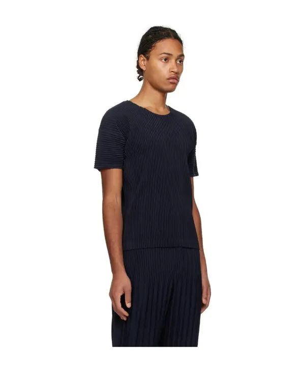 Issey Miyake Fully-pleated Plissé T-shirt - Black