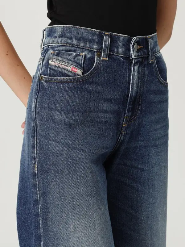 DIESEL® 1978 D-akemi L32 Flared Jeans - Blue