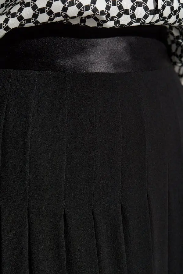 Dolce & Gabbana Pleated Midi Skirt With Belted Waist