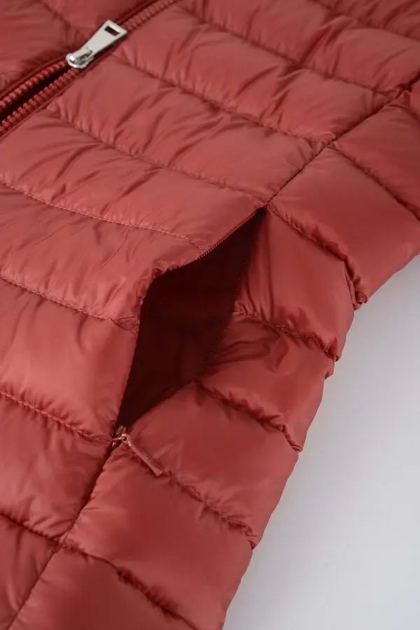 Moncler Sleeveless Down Jacket - Red