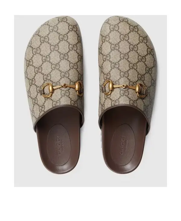 Gucci Monogrammed Gancini Plaque Slides - Nude